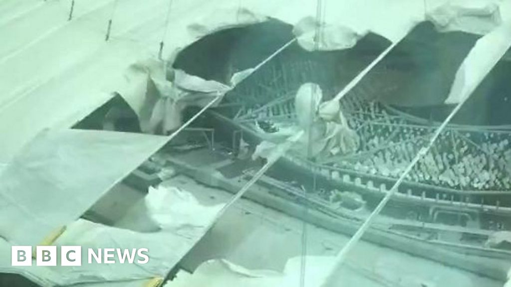 Storm Eunice: Part of O2 arena roof torn off