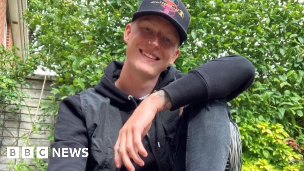 Ewshot crash: Driver killed 'was beautiful soul'