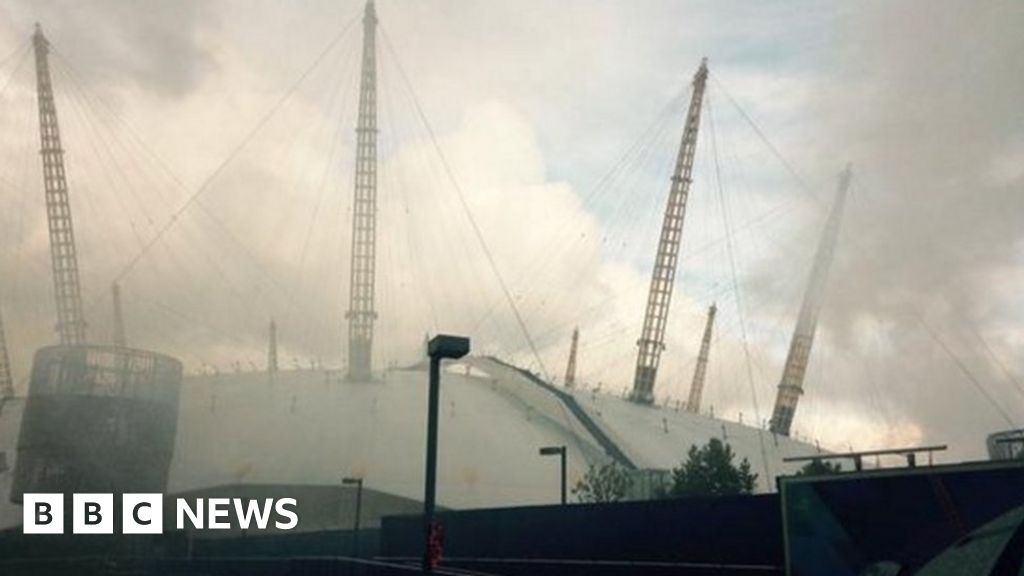 O2 Arena fire leads to evacuation - BBC News
