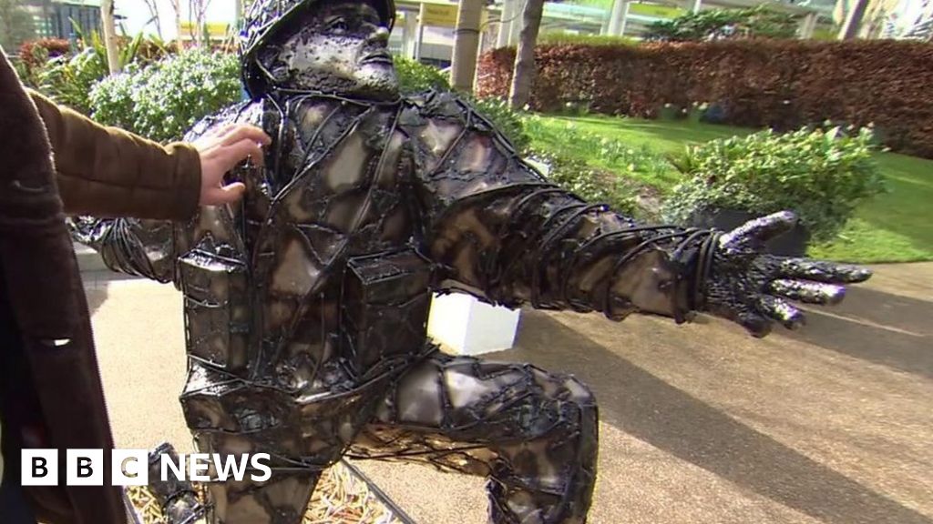D-Day bullet sculpture remembers thousands of fallen soldiers - BBC News
