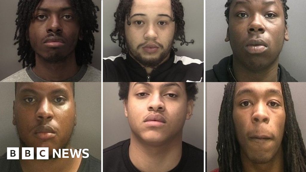 County lines: West Midlands gang sentenced for drug dealing - BBC News