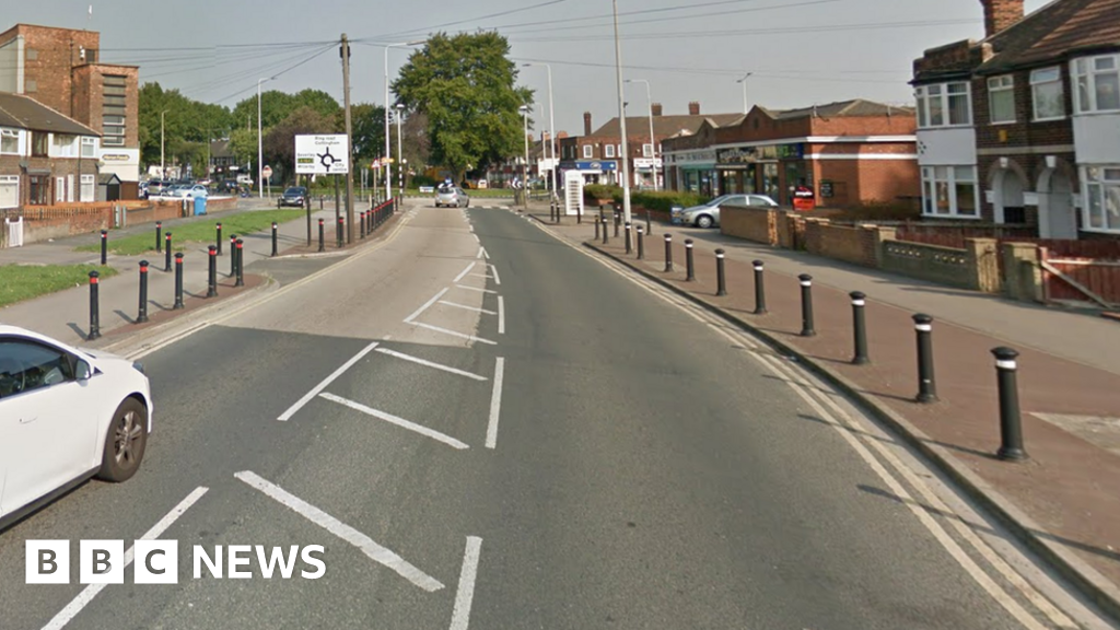 Hull: Calvert Lane to close for 'vital' repair work - BBC News