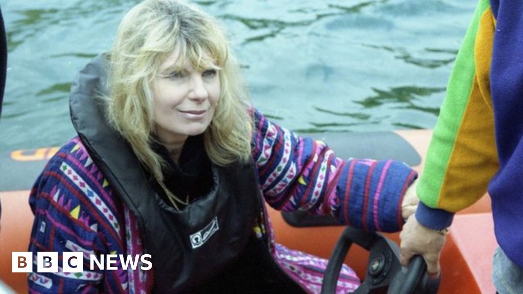 Television sitcom writer Carla Lane dies, aged 87 - BBC News