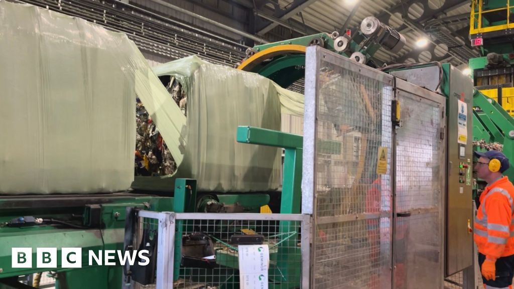 Geminor renews deal to process Guernsey waste - BBC News