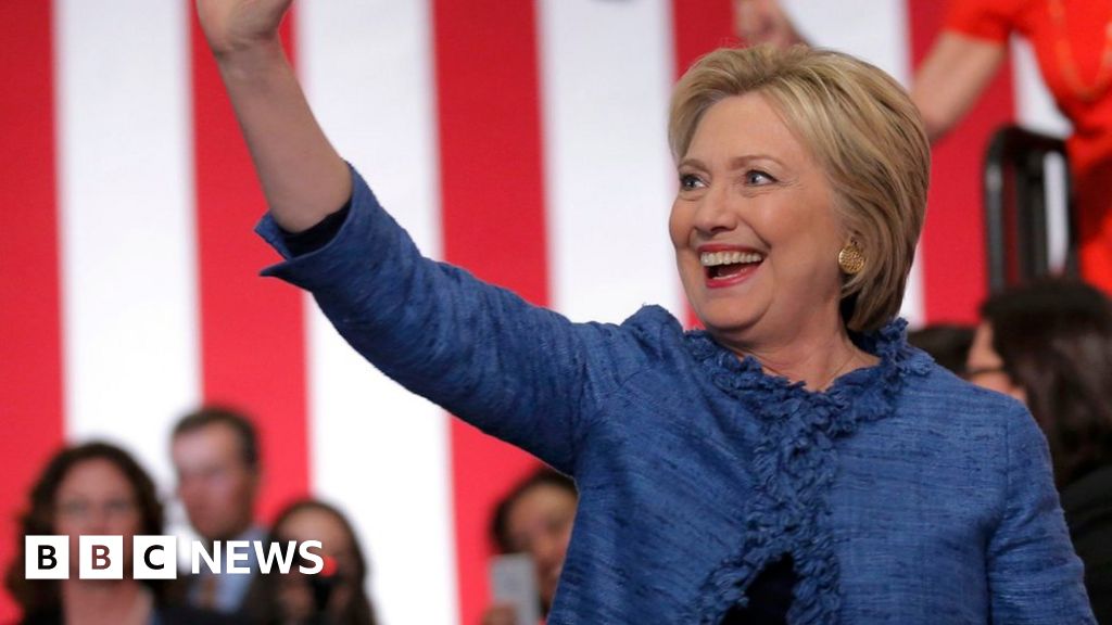 Hilary Clinton in Florida: 'We are moving closer' - BBC News
