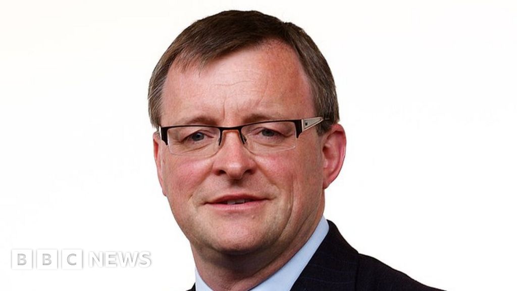 Coronavirus: Ex-Lib Dem president 'owes life' to medics - BBC News