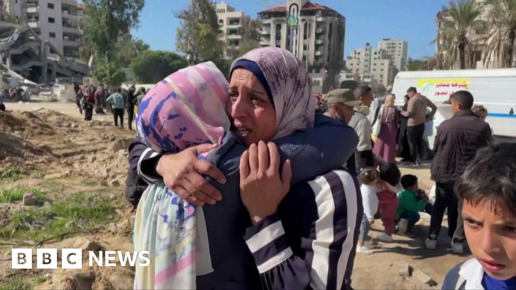 Gaza City: Mother reunites with daughter after 15 months apart - BBC News