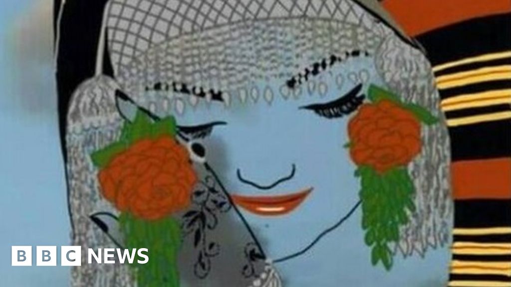 Images of hope, made from pictures of war - BBC News