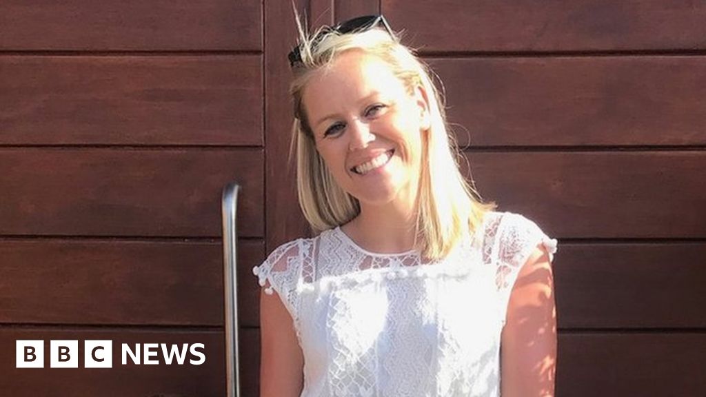 Anorexia: 'My mum was waiting for me to have a heart attack'