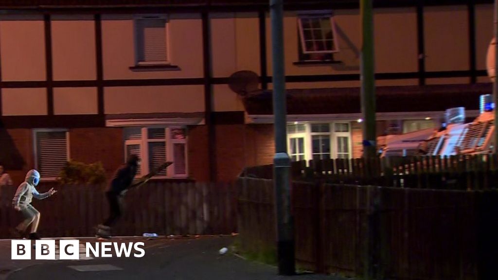 Creggan: Petrol bombs thrown at police and homes evacuated