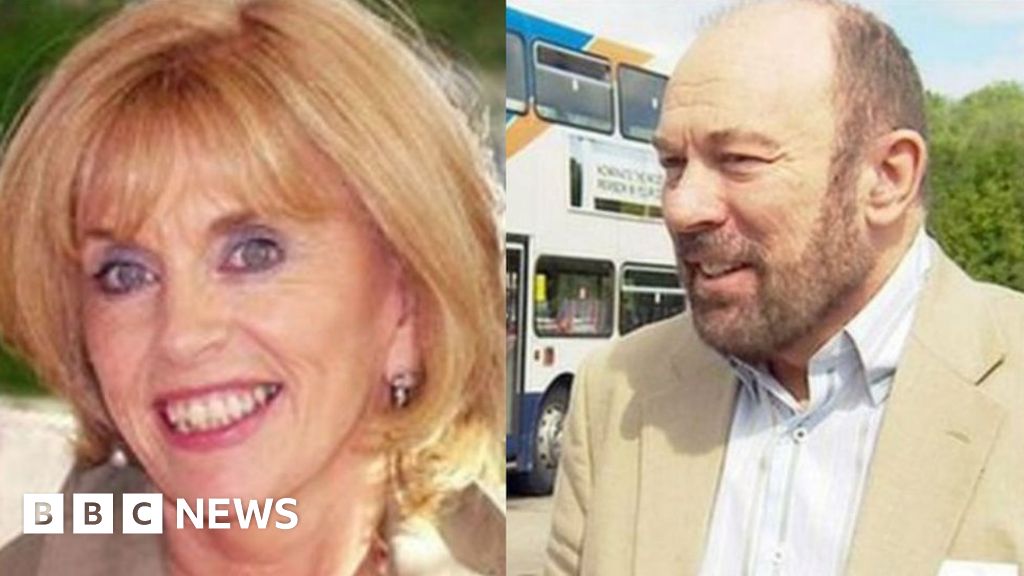 Transport tycoons Ann Gloag and Sir Brian Souter in business split ...