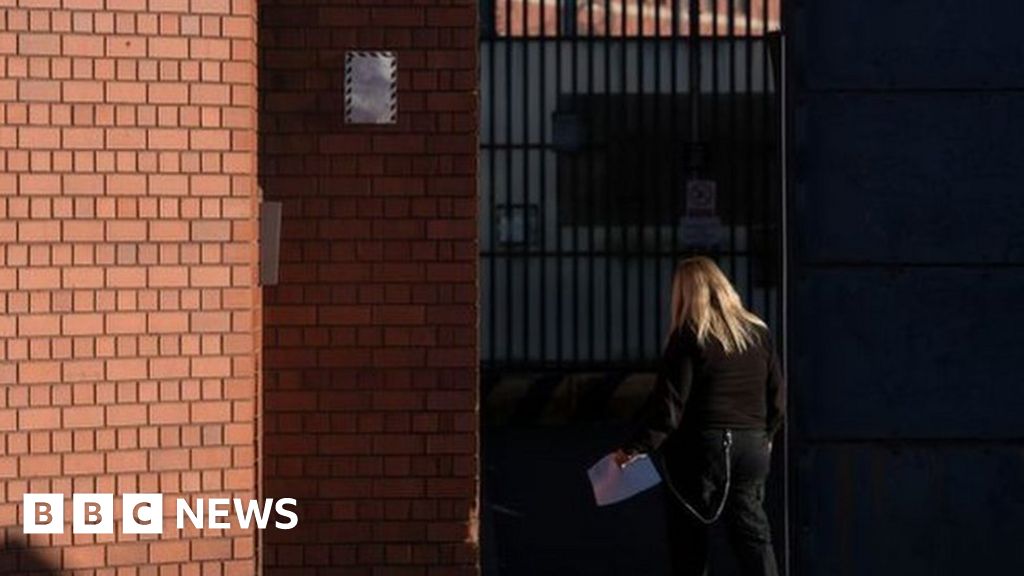 Thousands of new prison spaces to be created - BBC News