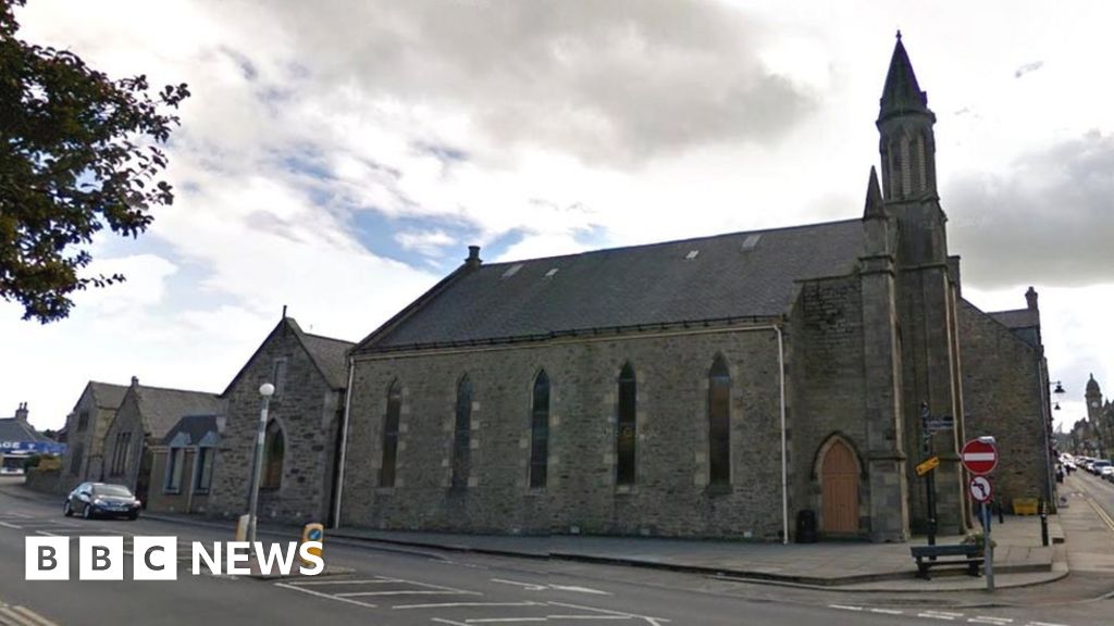 Keith church minister's sexual assault conviction quashed - BBC News