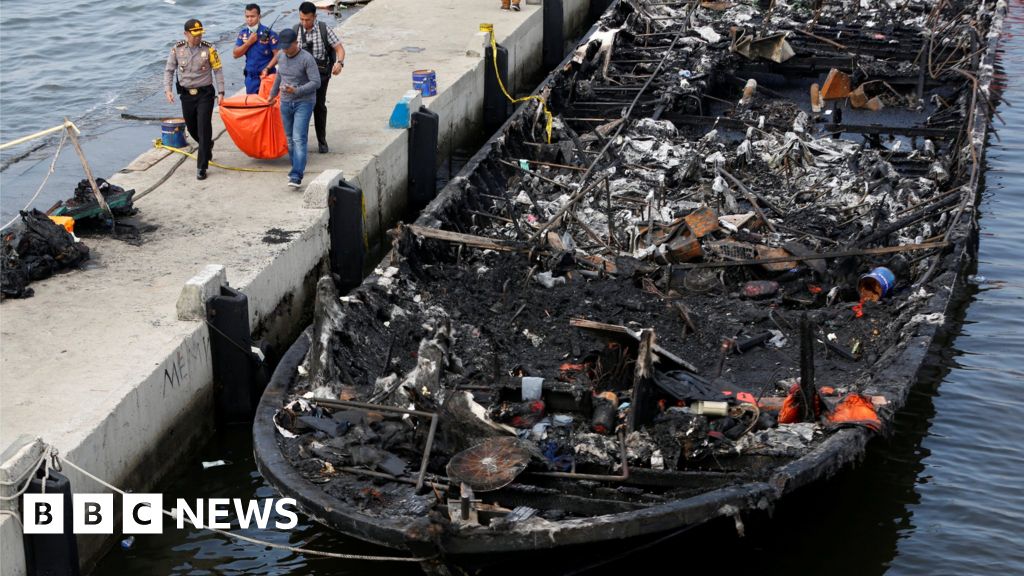 Indonesia: Ferry blaze off Jakarta kills 23 - BBC News