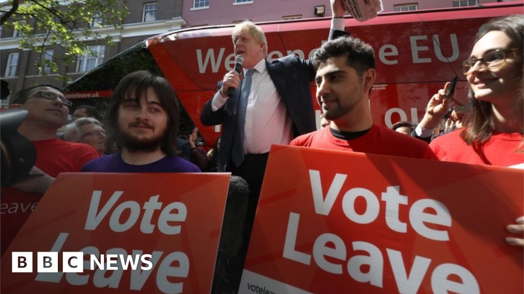 Leave groups raise £3.7m in three weeks - BBC News