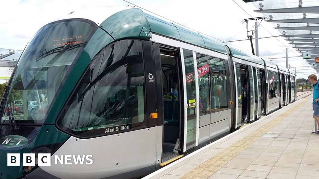 Nottingham tram network records its lowest reliability figures - BBC News