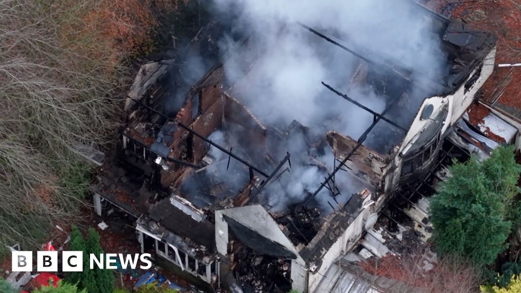Alwoodley: Leeds house on expensive street in destroyed by fire