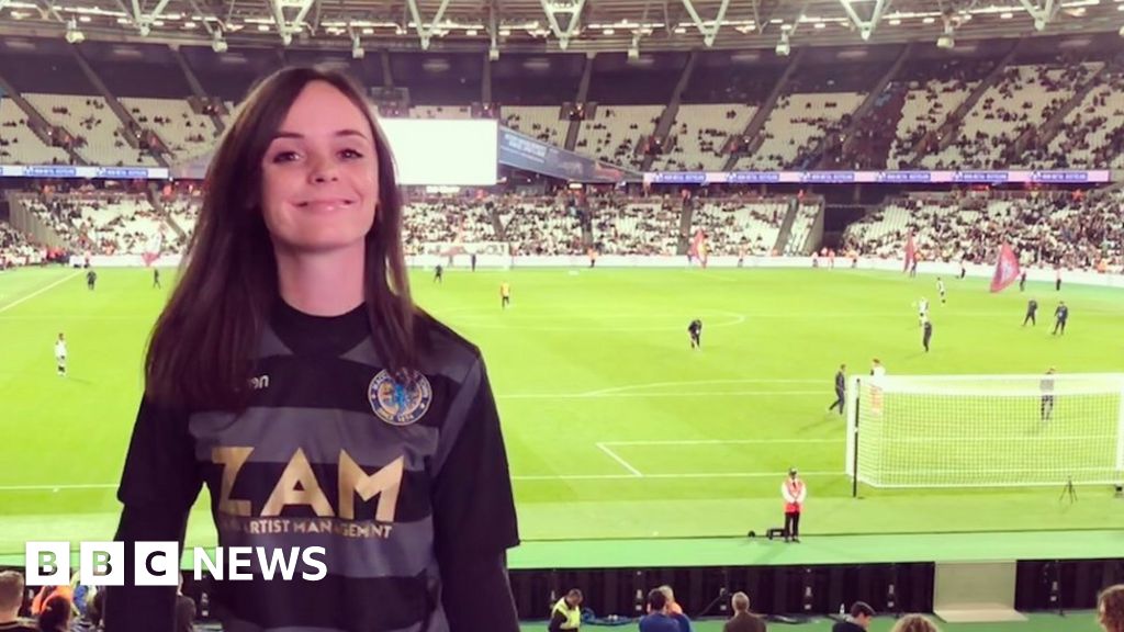 Macclesfield Town fans: We're a laughing stock - BBC News