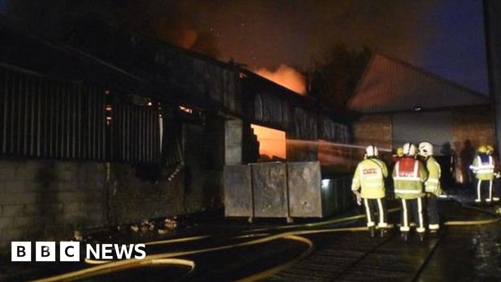 West Bromwich factory gutted by fire - BBC News