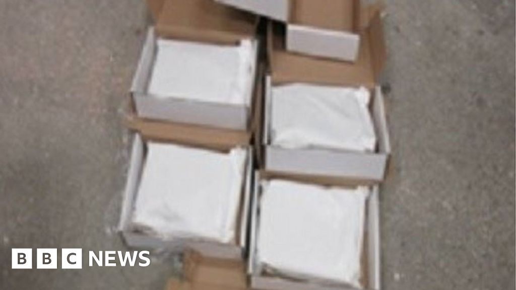 Arrests in Bristol and Newport after cocaine found in parcels - BBC News
