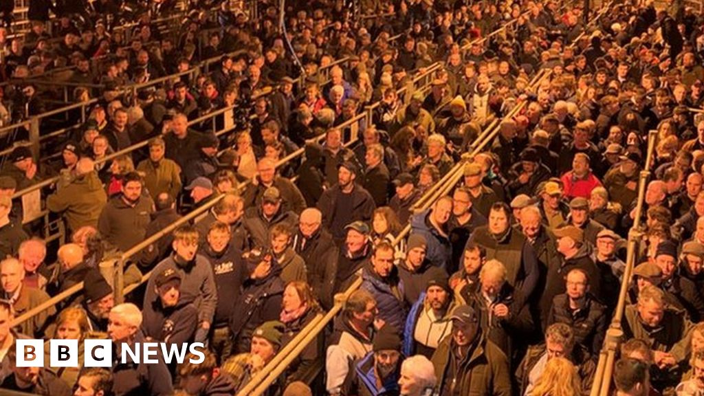 Farm unions to meet Welsh government as protests loom