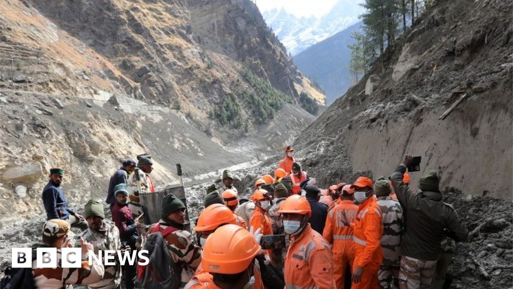'Hanging' glacier broke off to trigger India flood - BBC News