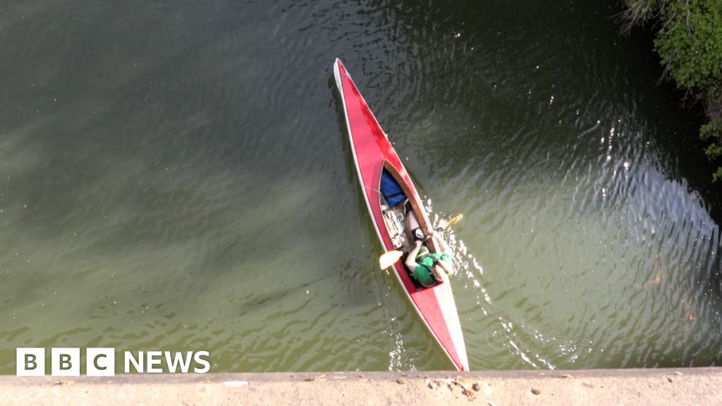 Kayaking commute: Taking the slow road to work