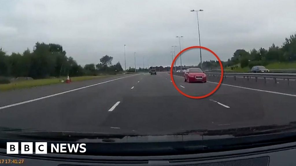 Dashcam video captures M6 Toll wrong-way driver - BBC News