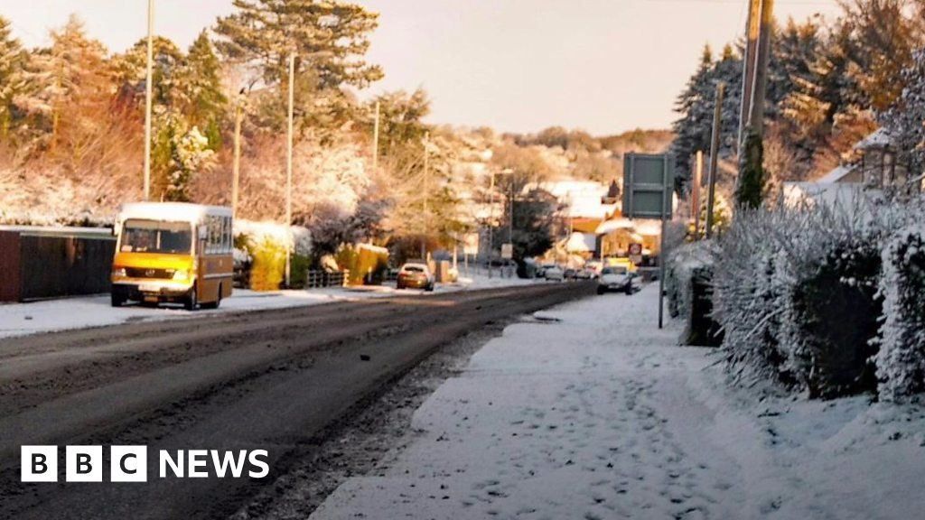 Your pictures of snowfall in Northern Ireland. - BBC News