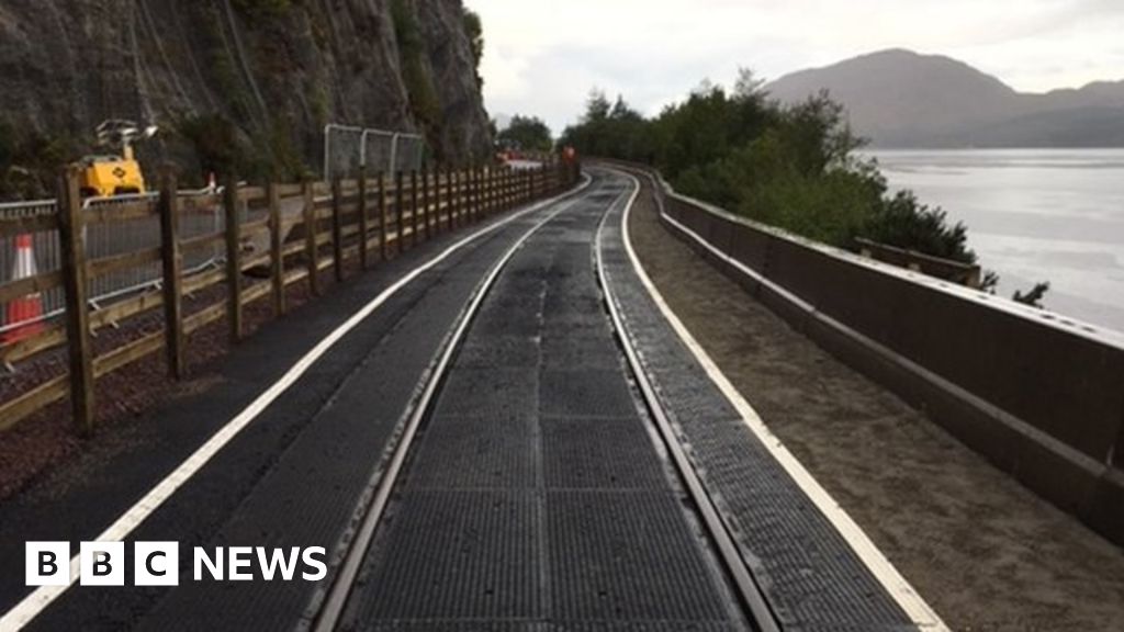 Road-rail traffic set-up introduced at Stromeferry Bypass