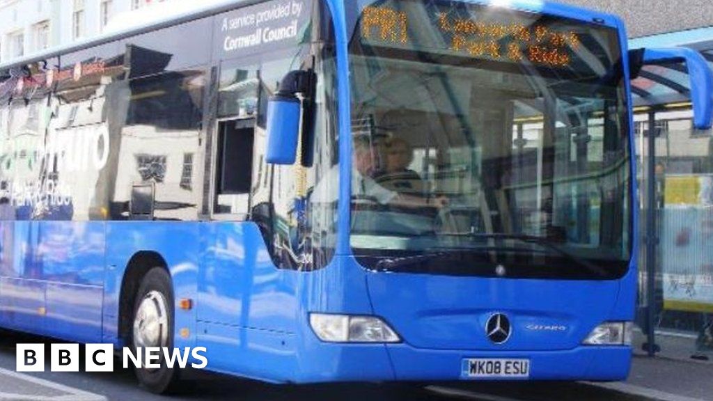 Cornwall Council bringing first electric buses to county - BBC News
