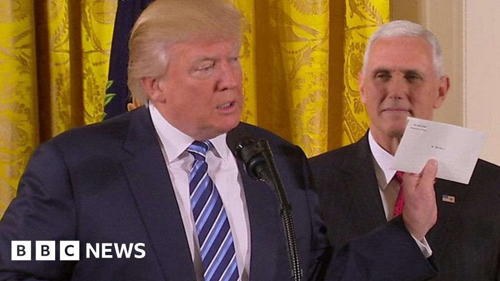 President Donald Trump says he will 'cherish' Obama letter - BBC News