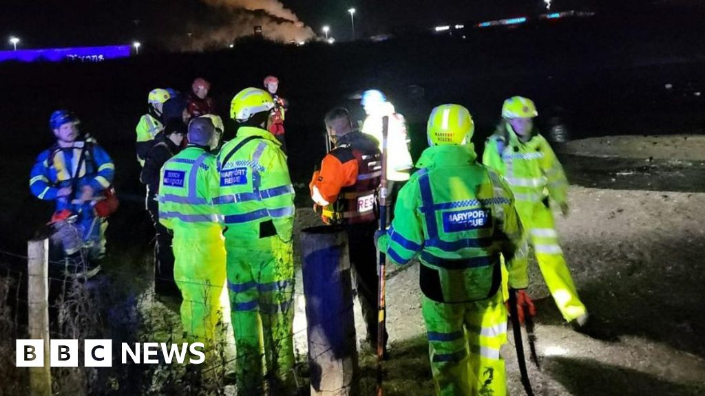 Siddick Ponds: Rescuers called after reports of boys in water