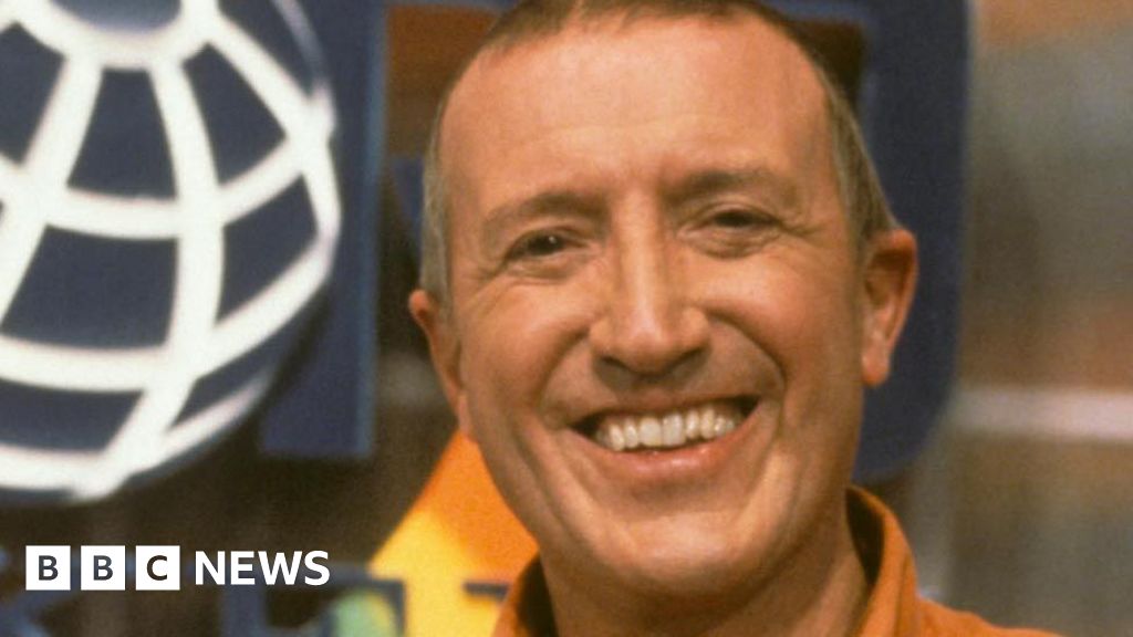 Roy Castle's 'phenomenal legacy' 30 years on from his death - BBC News