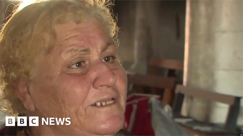 Iraqi Christians returning to villages destroyed by IS - BBC News