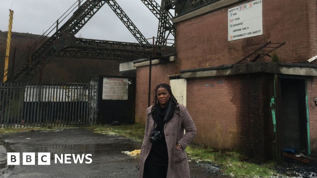 History project on black miners comes to south Wales - BBC News