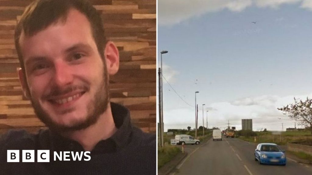 Police name passenger killed in M73 crash in Cleland - BBC News