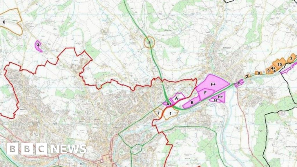 Two sites shortlisted for east Bath park-and-ride - BBC News
