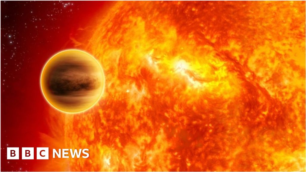 Discovering the nature of planets - BBC News