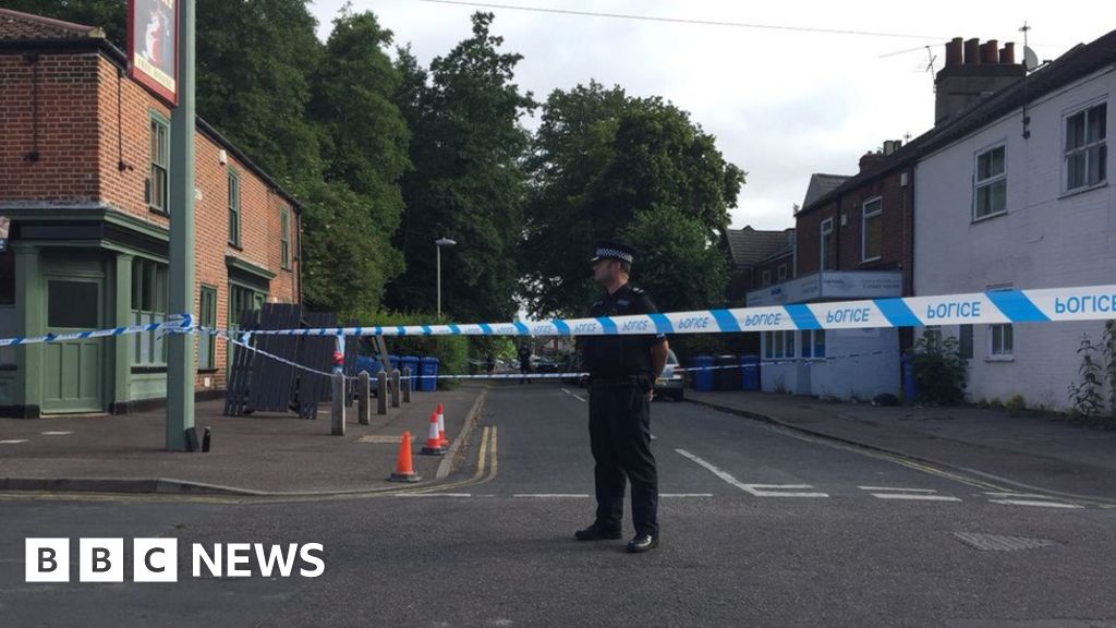 Norwich shooting: Two people aged 17 and 26 arrested - BBC News