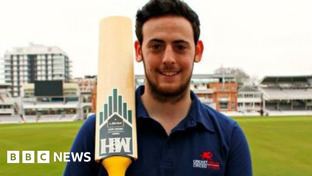 Tom Carter back playing cricket after losing leg to cancer - BBC News