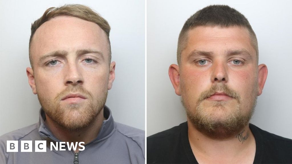 'Violent and arrogant' Warrington drugs gang bosses jailed - BBC News