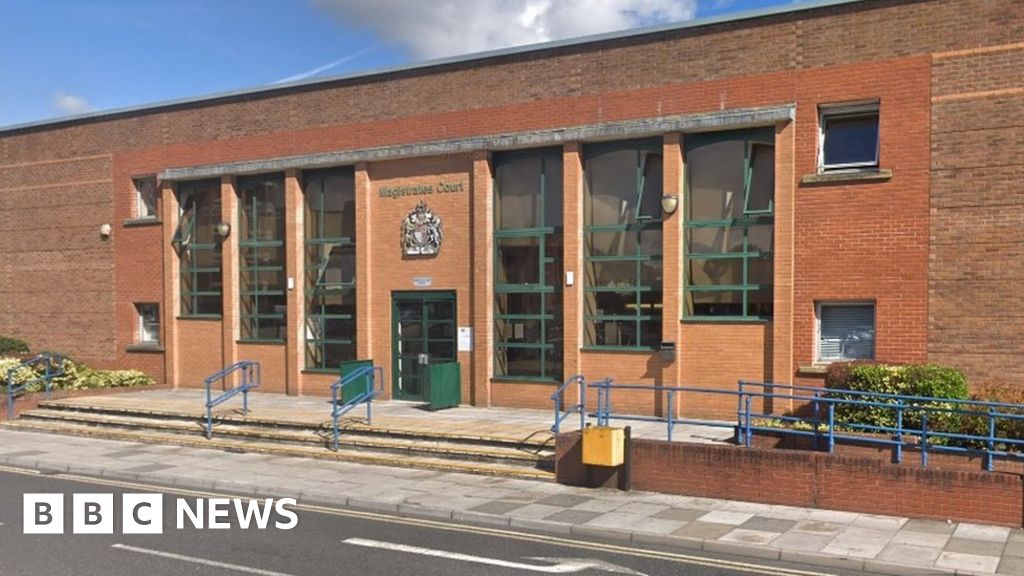 Second man charged over Swindon hit-and-run crash - BBC News