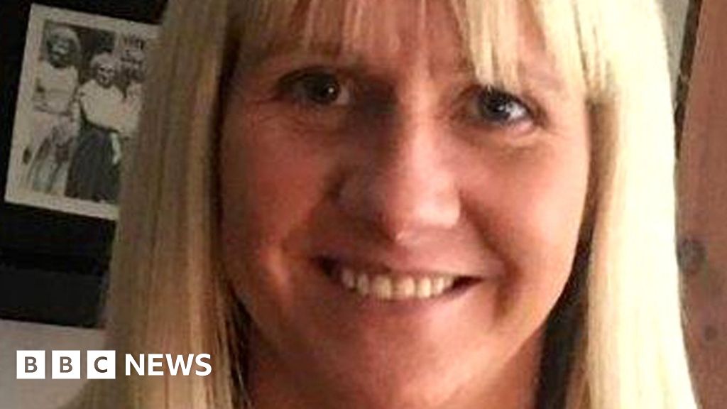 Concern grows for missing woman Emma Faulds - BBC News