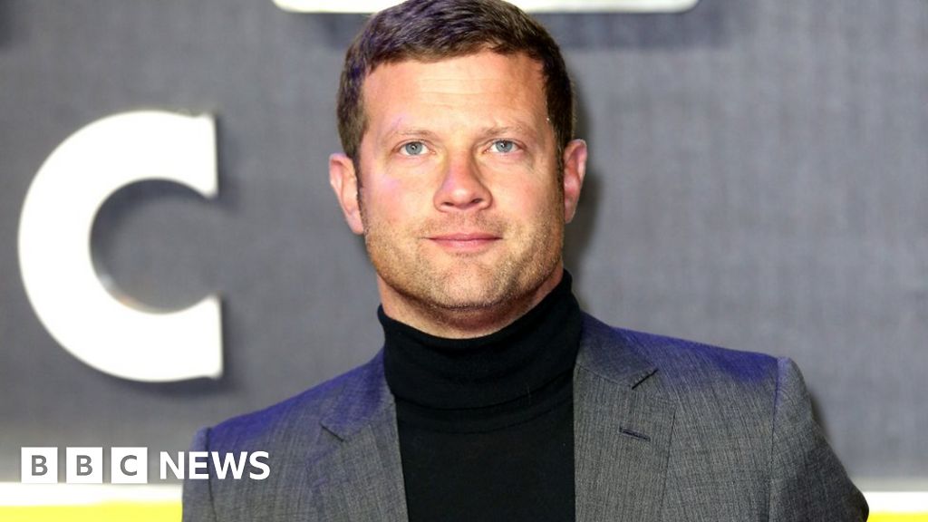 Dermot O'Leary thinks X Factor should take a year's break - BBC News