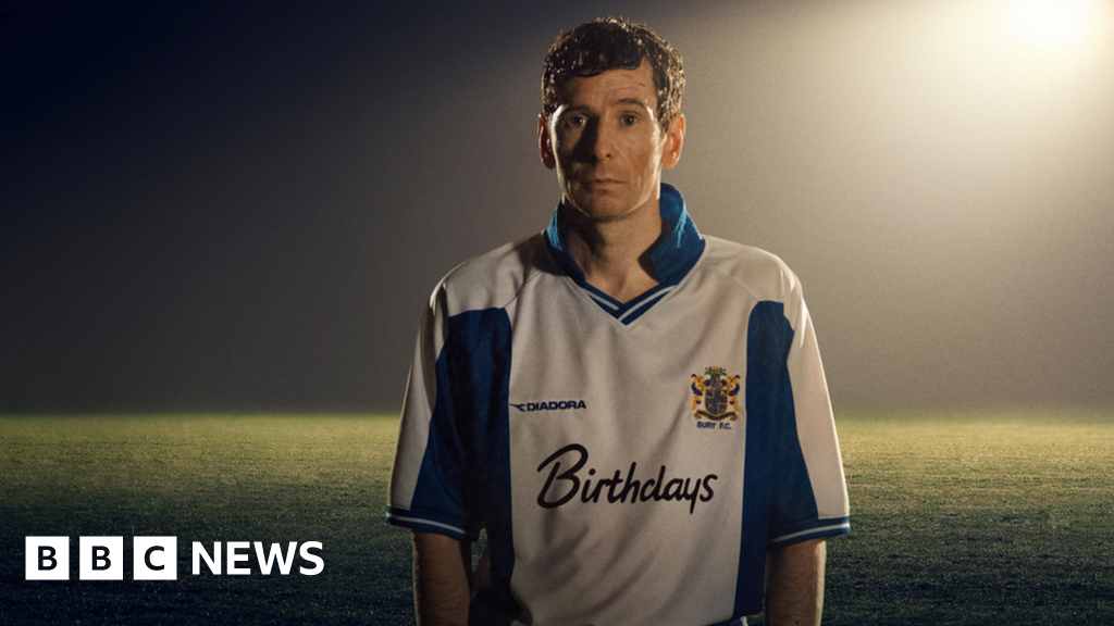 Barry Bennell: Footballer's abuse ordeal to feature in TV drama - BBC News