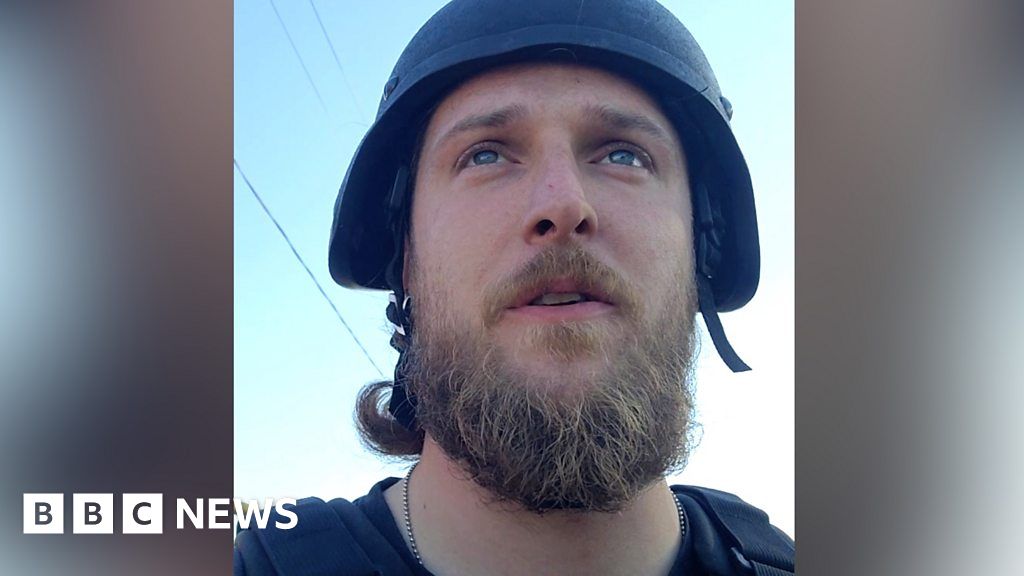 Ukraine War: ‘I saw bodies just lying in the street' - BBC News