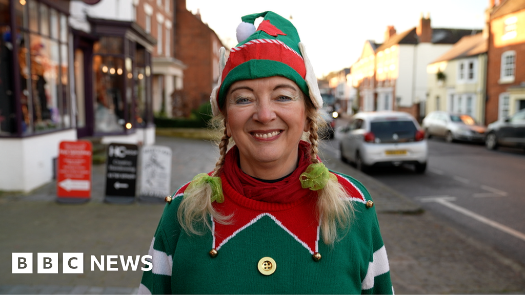 Charity mission for Eccleshall woman dressed as Christmas elf