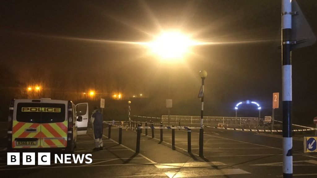 Man critical after Trowbridge Tesco car park stabbing - BBC News