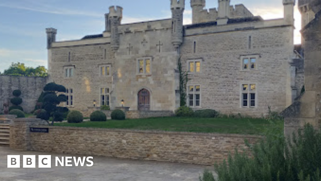 Bath Rugby's training ground to become a wedding venue - BBC News